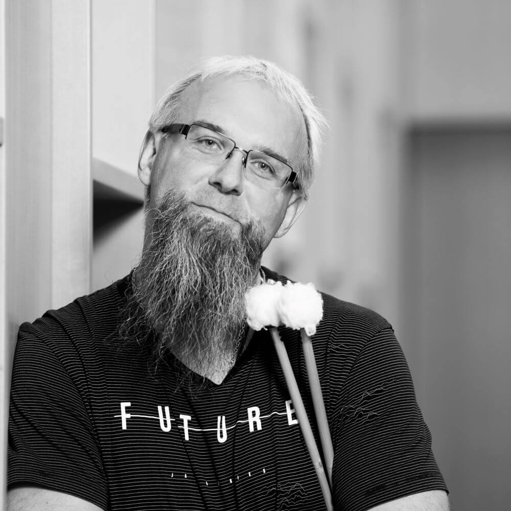 Philharmonic State Orchestra of Hamburg - Brian Barker